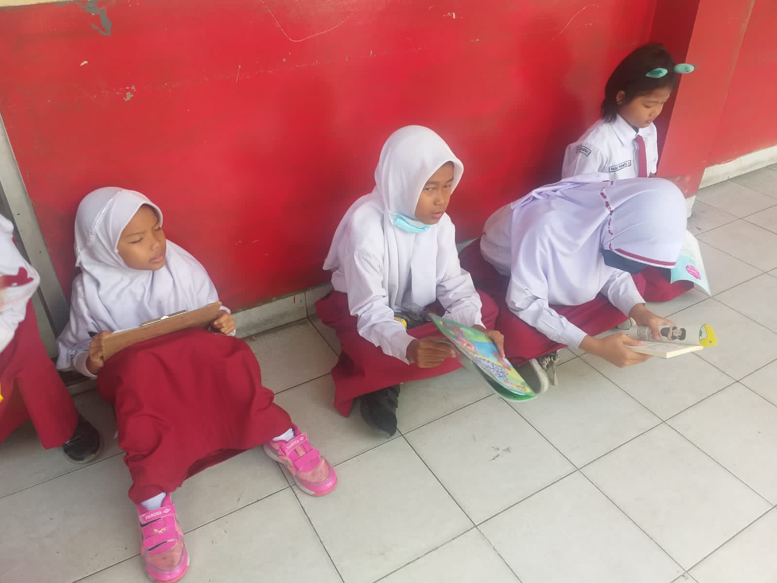 Perpustakan Keliling - SD MAS INTAN - JAKLITERA